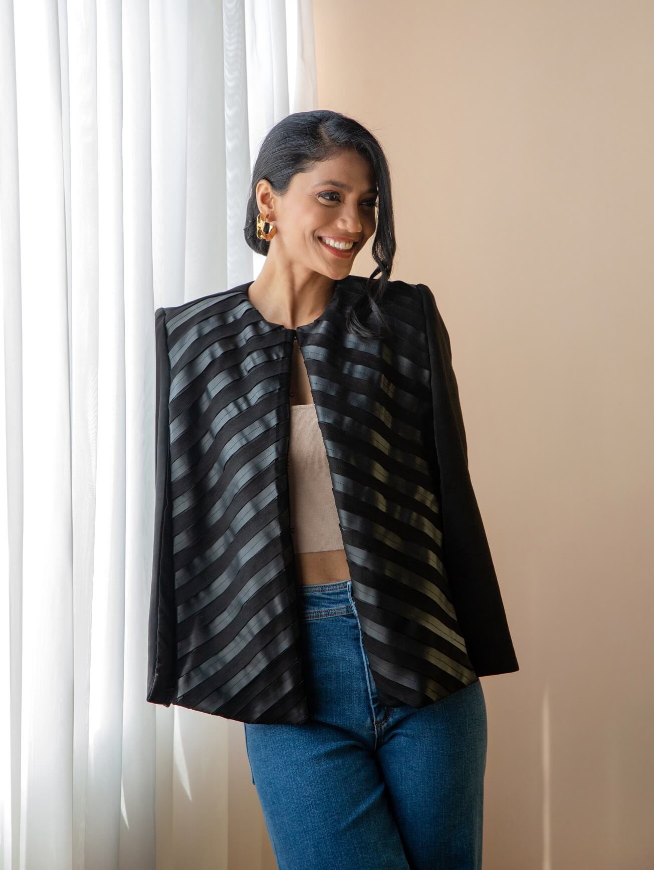Chevron Cape - Black – Rhe-Ana